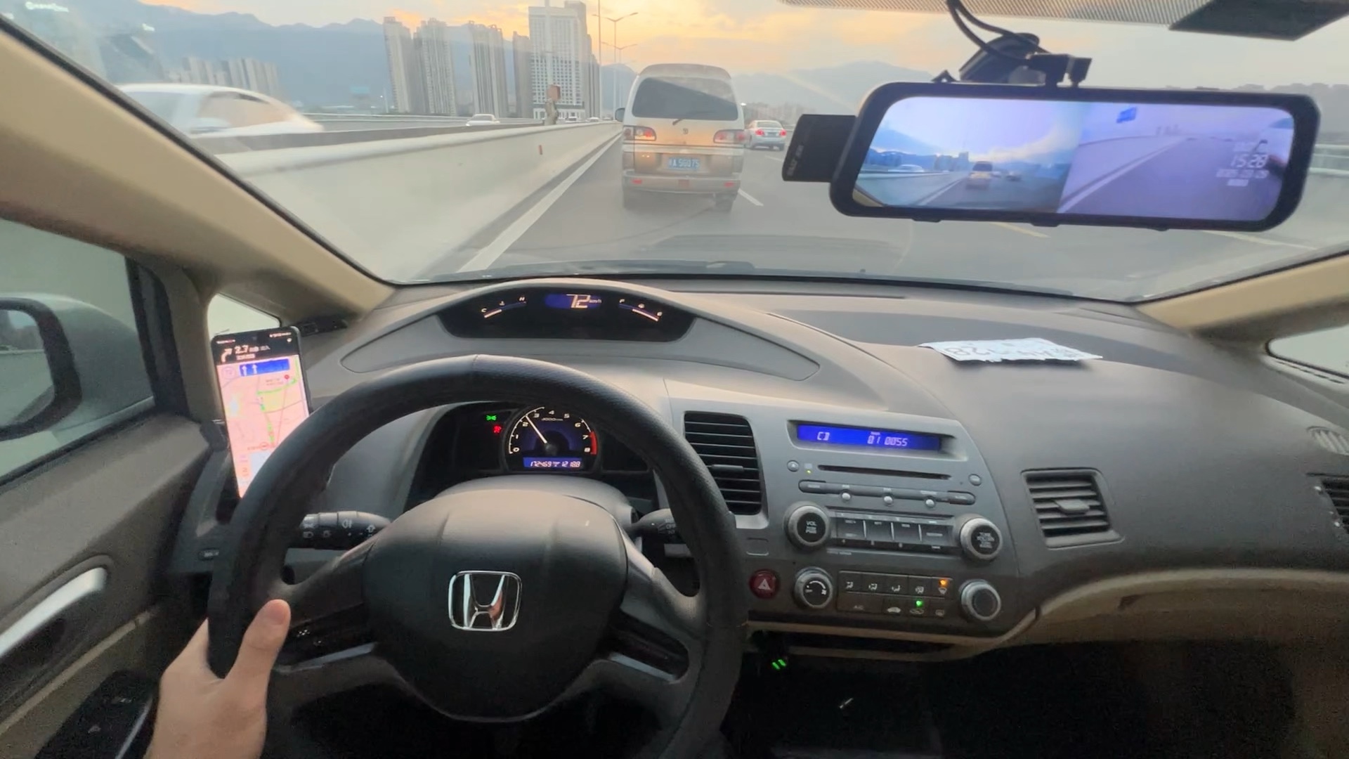 本田思域手动挡上下班通勤