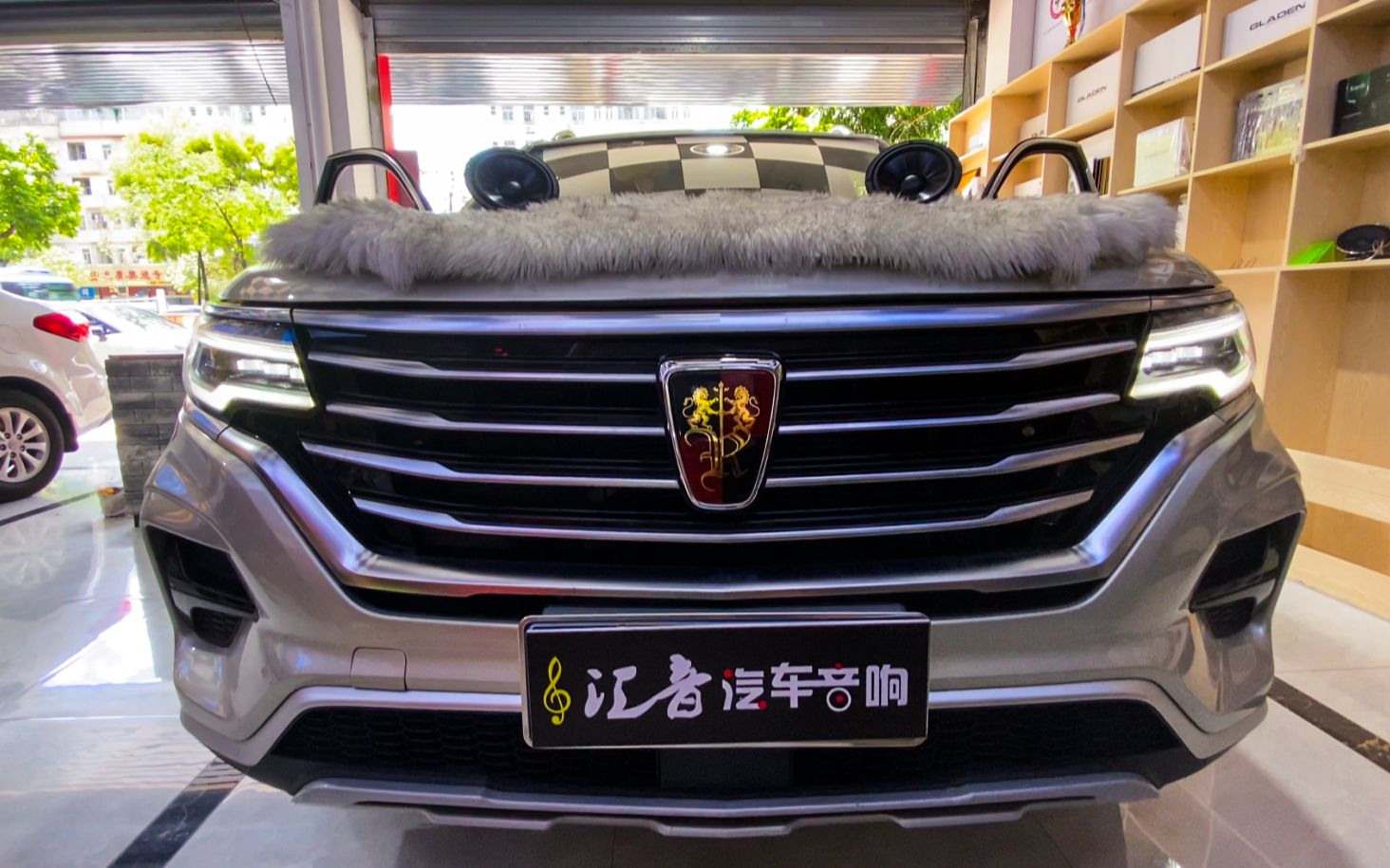 荣威汽车音响改装,对汽车音响不了解,来装一套免费的体验一下吧