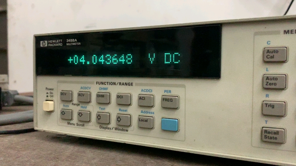 HP 3458A 数字万用表自检测试过程