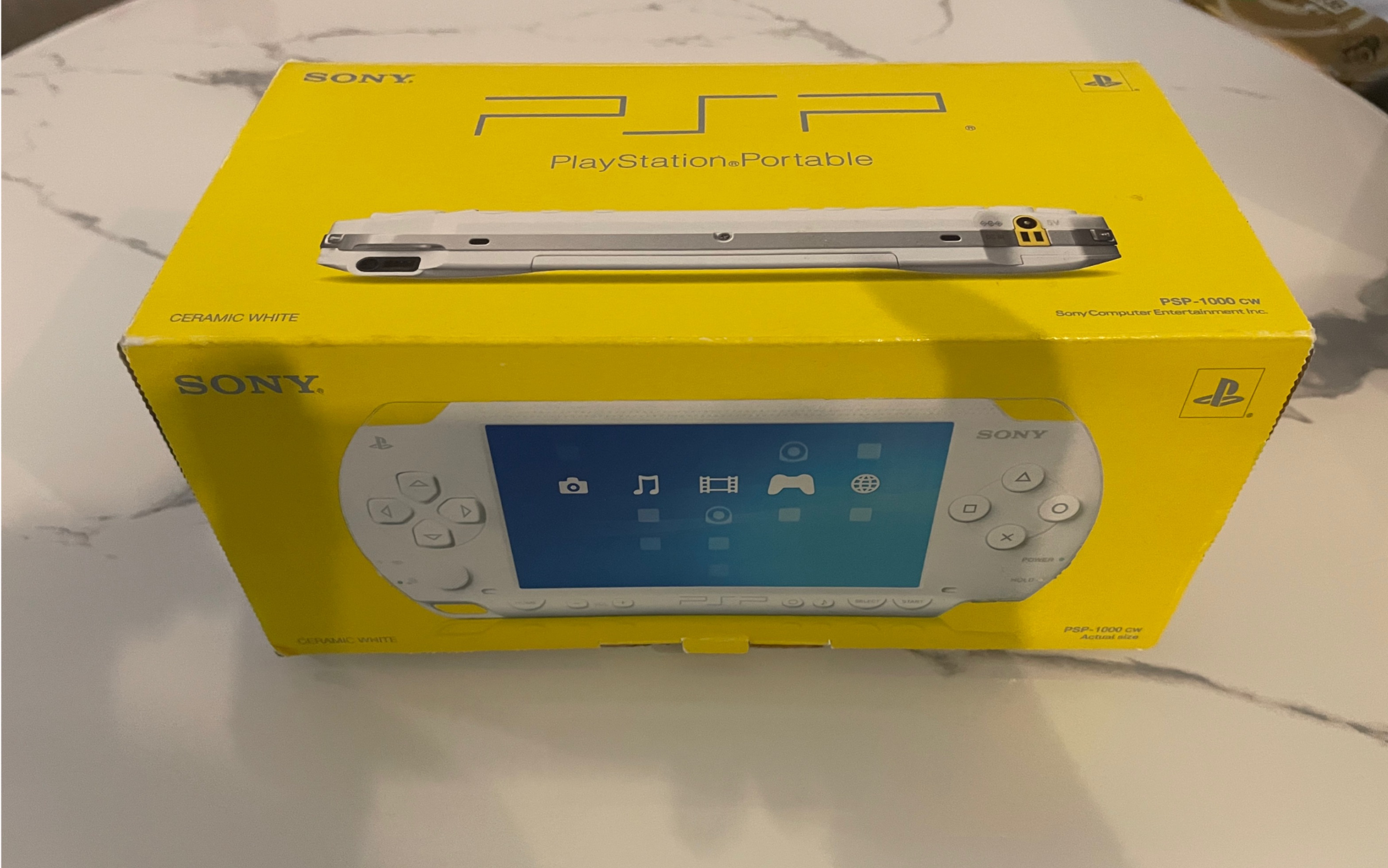 淘来的psp1000陶瓷白开箱,没翻车。