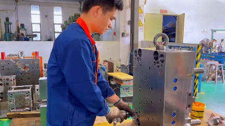 深圳精密模具塑胶工厂,您身边的精密模具和注塑生产专家!