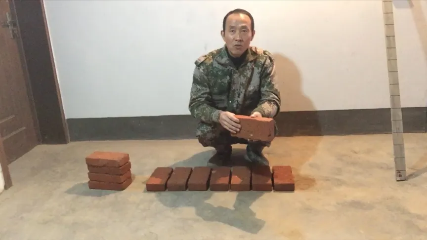 砌24墙一平方用多少砖?普通标准红砖,砌丁砖需要8块砖!