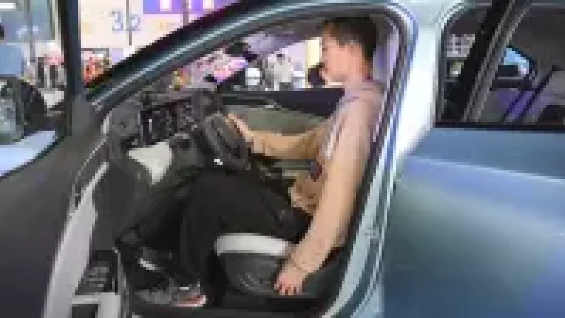 哪吒汽车U 2020款 600 运动四驱版