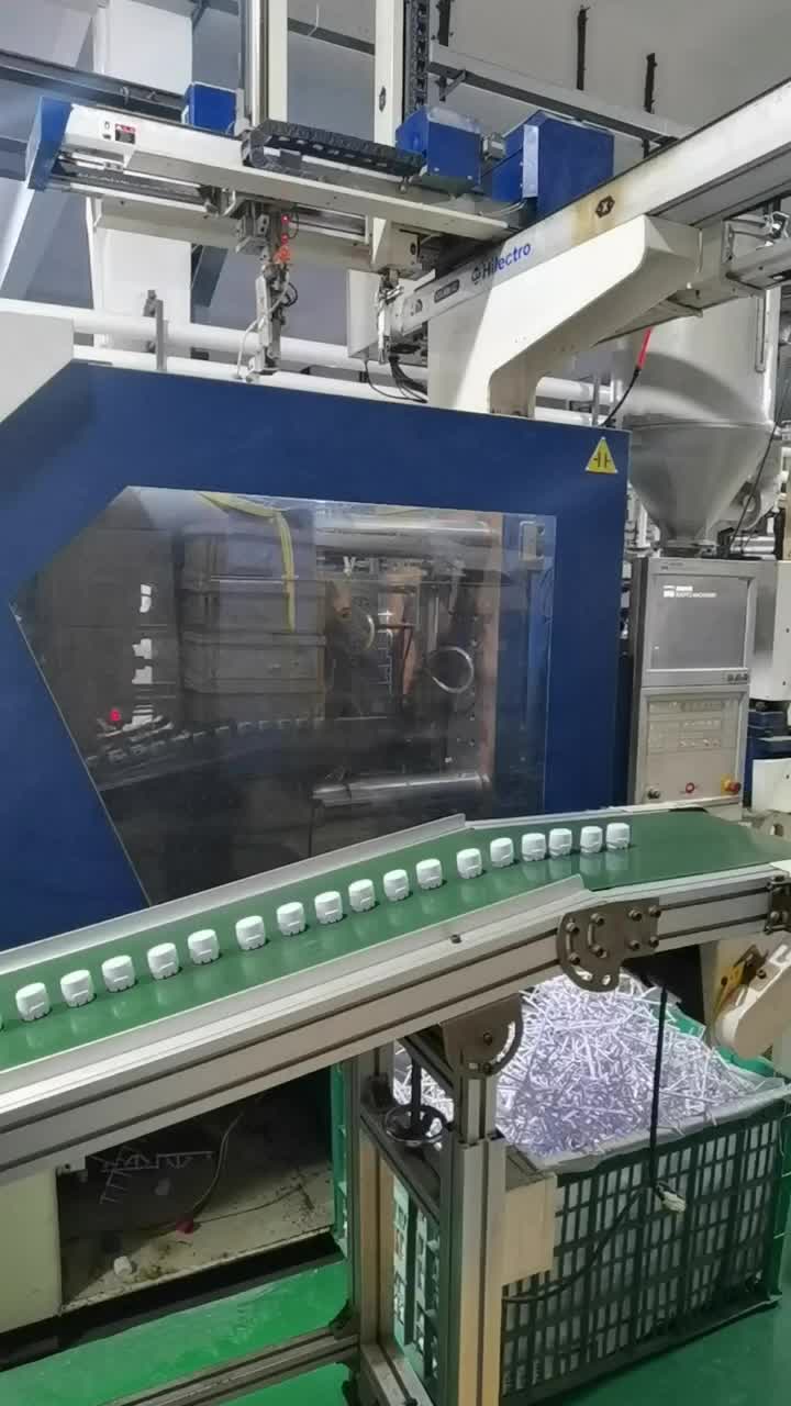 学校一放假,就协助爸爸工厂的作业,生产的有条有序#这样的产品不值得...