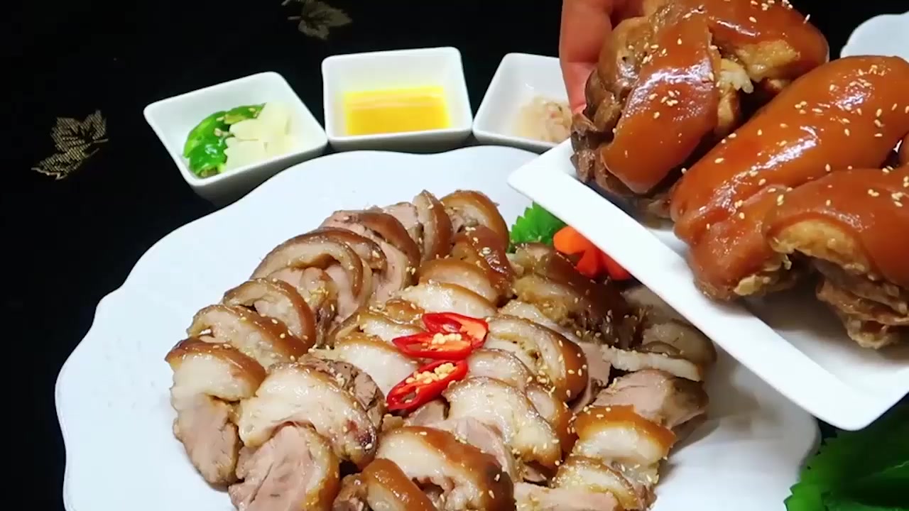 想吃韩式猪脚肉看过来,教你简单做法,好吃又软