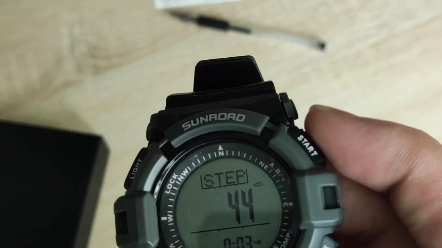 FR821 820 822户外运动手表系列设置时间查看计步气压温度海拔教程...