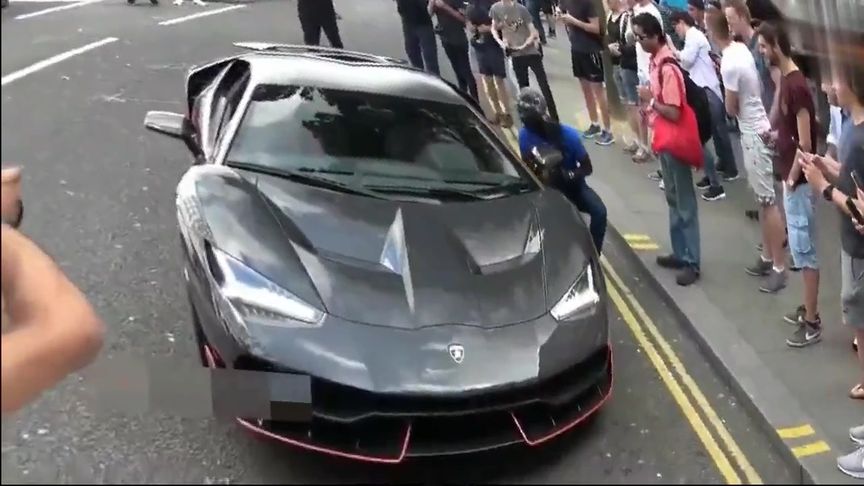 全球仅此一台兰博基尼价格2亿,围观者如堵水般,滴而不漏!