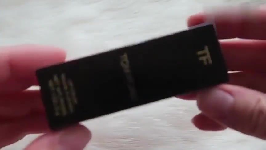 花了300多买了一支TF口红,这大概就是买家秀和卖家秀的区别吧!-