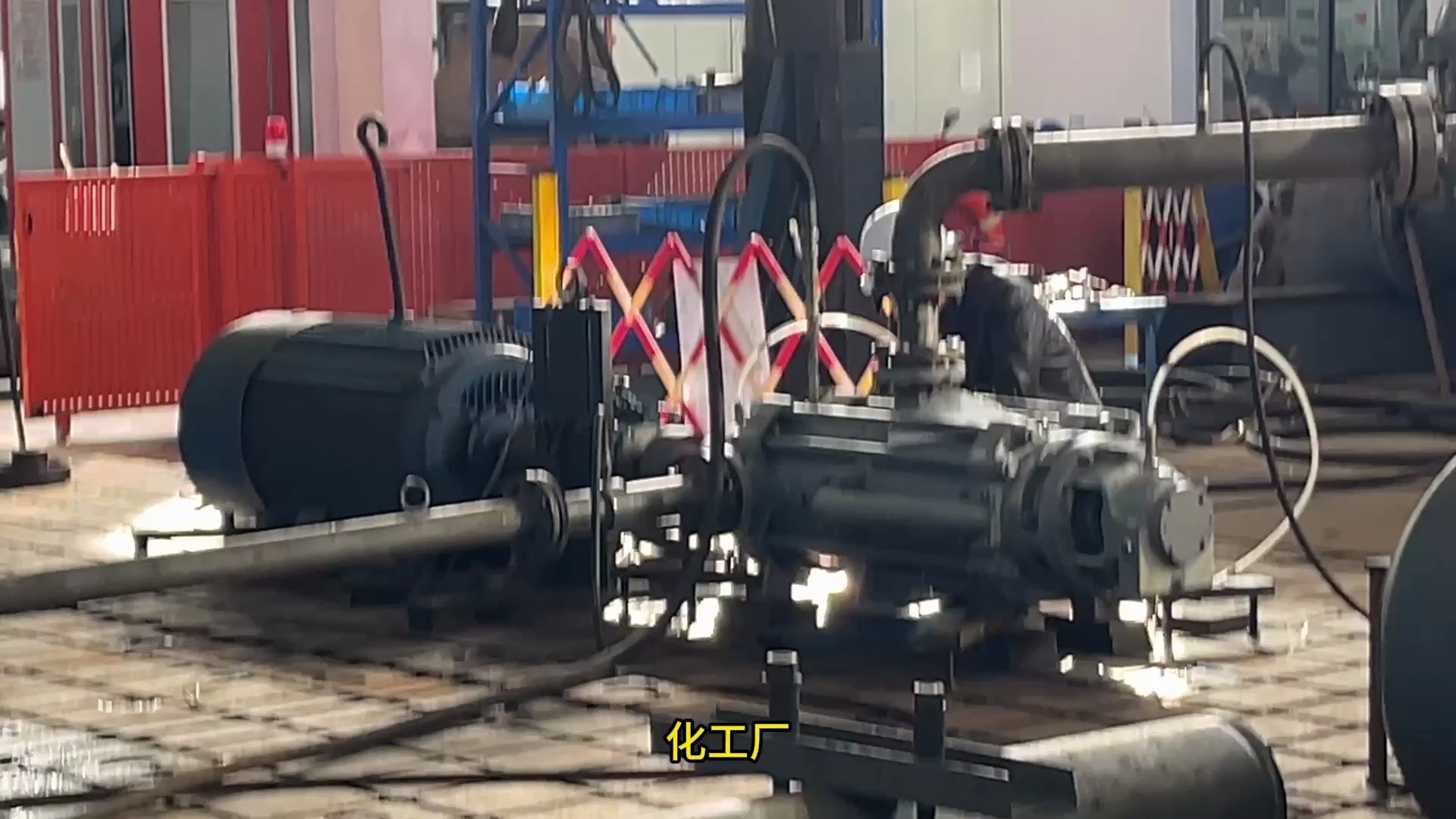 适用于发电厂,化工厂,矿井下供水,D25-80x9P自平衡多级离心泵测试现场.