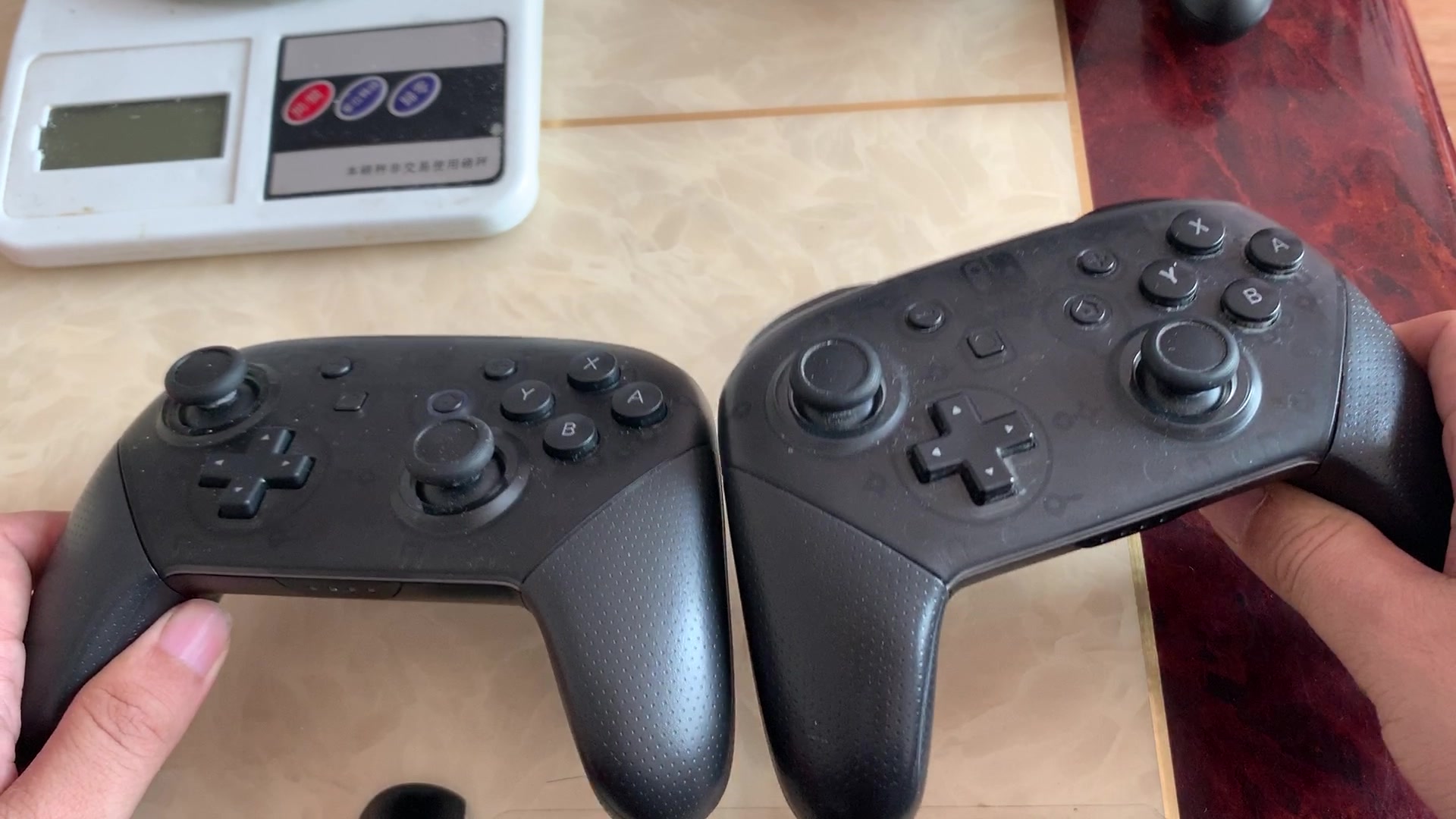 如何分辨switch pro手柄原装与国产