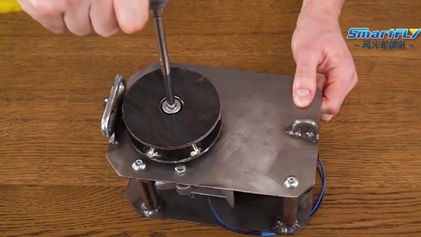 简易自动升降机简易版电梯升降机模型制作过程,DIY升降机
