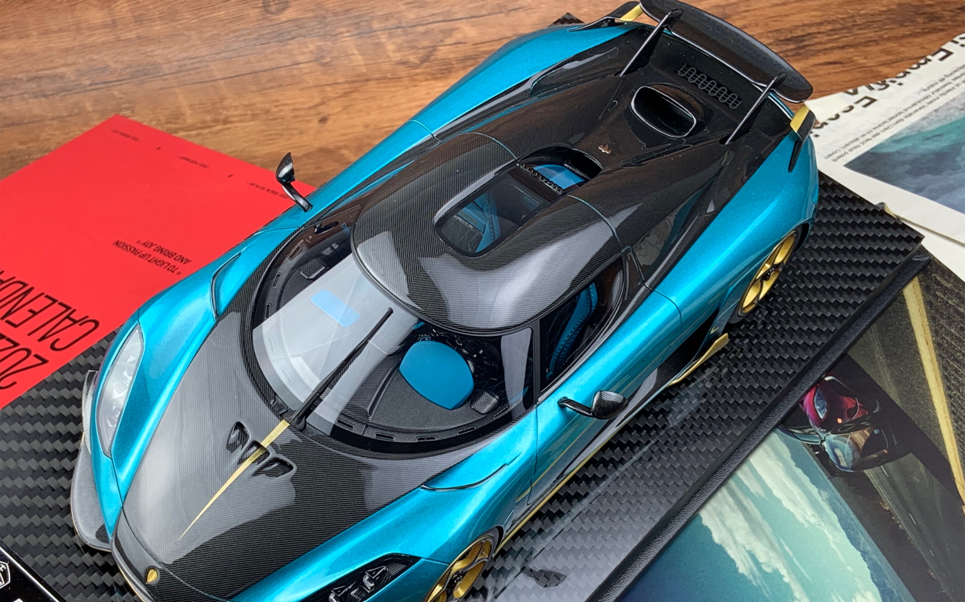 柯尼塞格 统治者Regera 幽灵超跑,增添新颜色 孔雀蓝,实物颜色惊艳...