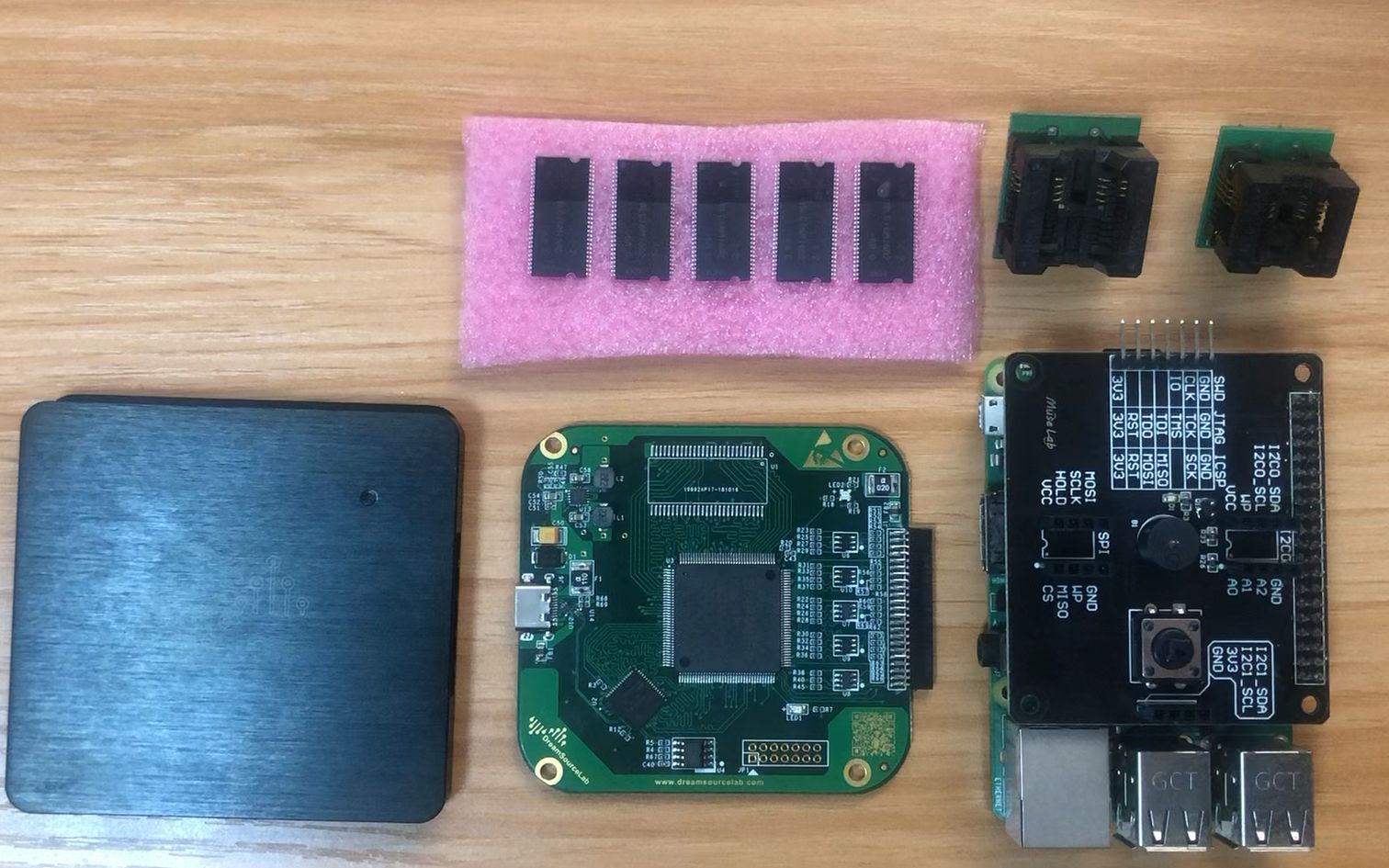 [硬件改造] 手动将DSLogic Basic 升级成Plus