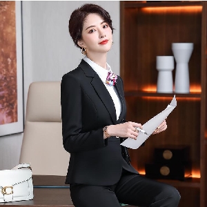 观察员小莫 