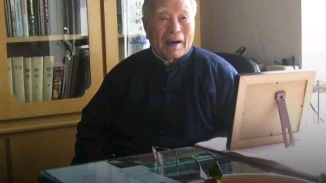 程开甲:中国科学院院士、中国核武器事业的开拓者之一