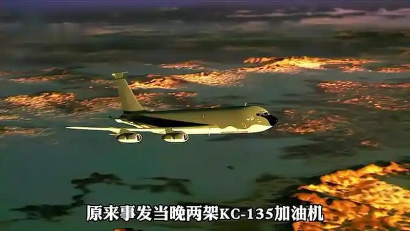 飞机突然神秘失控,引擎脱落,机长极限操作拯救飞机,空难纪录片