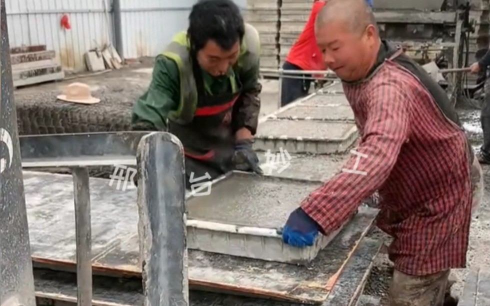 地沟盖板成型妙招预制布料机器生产线设备