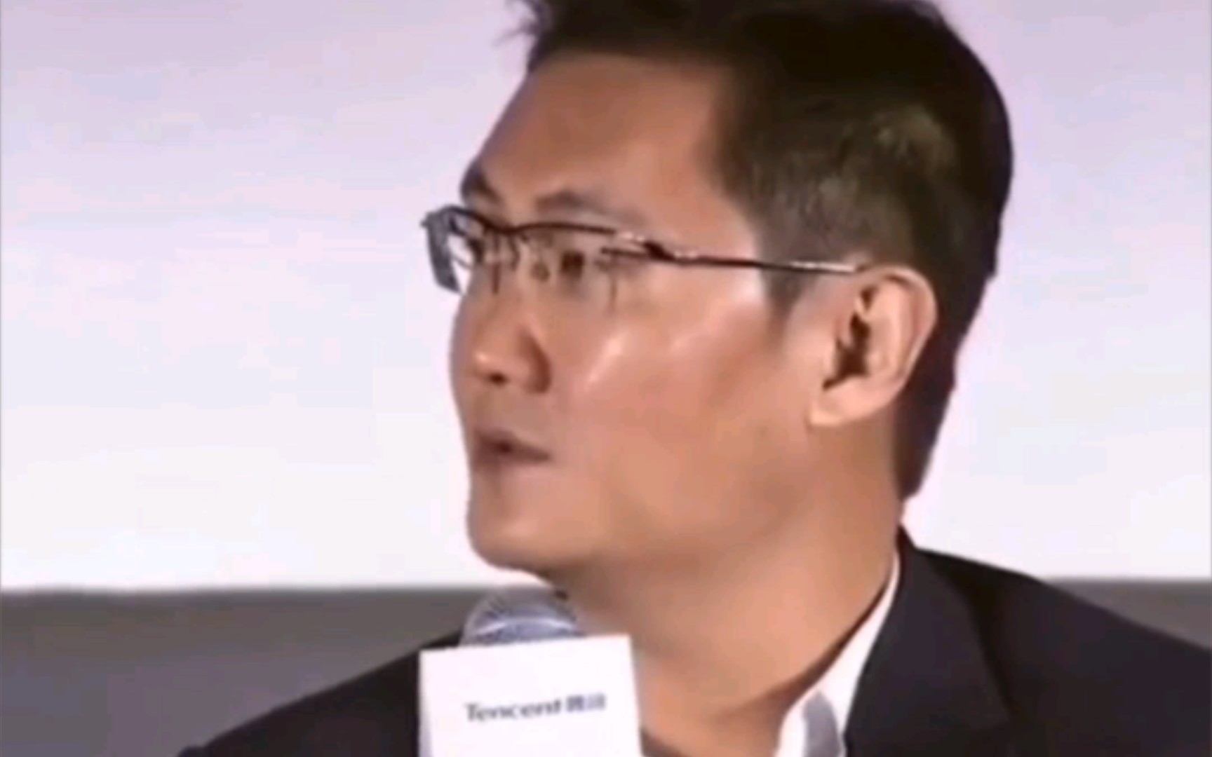 当众问腾讯服务器在哪?马化腾也头大了