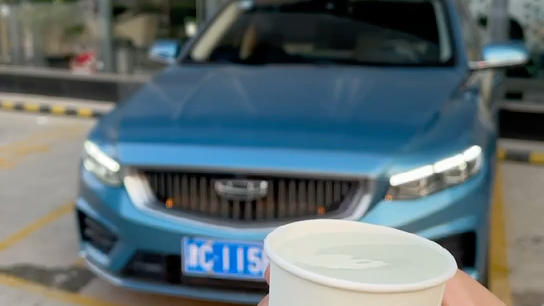 #吉利星瑞 你的车有这个功能吗?感应雨刷 。你值得拥有～#敢说不去...