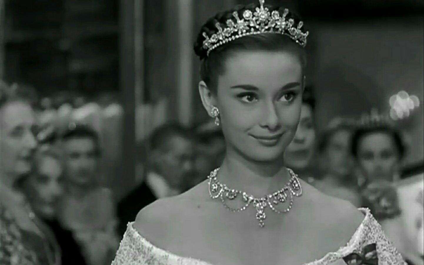 谈相由心生(四),简介内心善良心怀大爱的演员奥黛丽赫本的一生