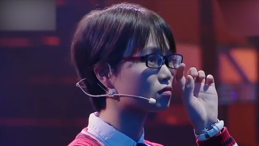 挑战不可能精彩合集:女孩两秒算出五位数总和,计算器都没她快!