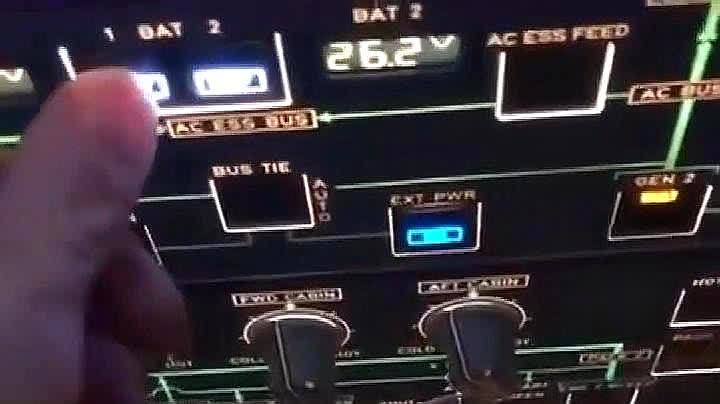 空客A320启动,瞬间点亮整个飞机仪表板,终于学会开