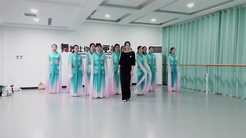改编一支0基础也能跳的采薇#简单易学 #零基础学舞蹈 #非专业舞者