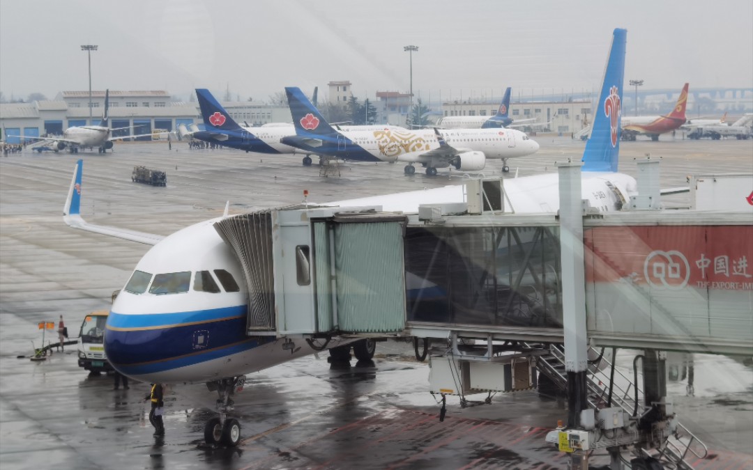 【流亭机场】南方航空CZ8736(TAO-SZX)青岛流亭国际机场35跑道起飞