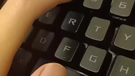 这就是为什么csgo玩家需要绑定道具快捷键ߐ