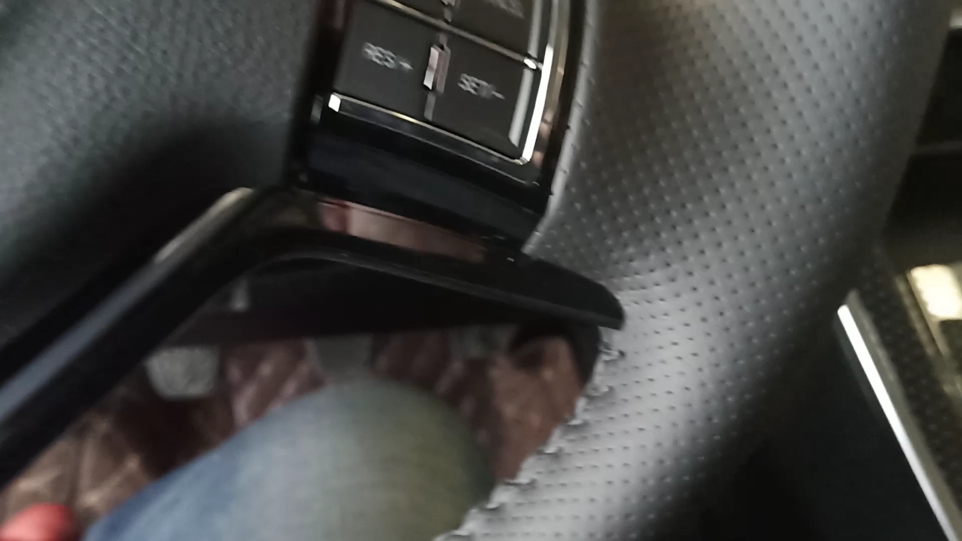 长城哈弗m6手动挡,配置丰富空间大,黑色的也好看