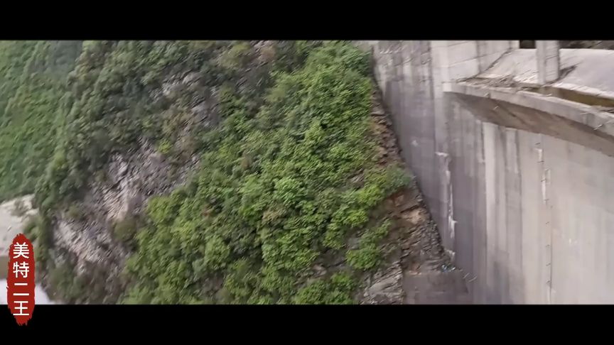 生态流量监测现场勘察,秦岭生态环境治理和保护我们在行动。
