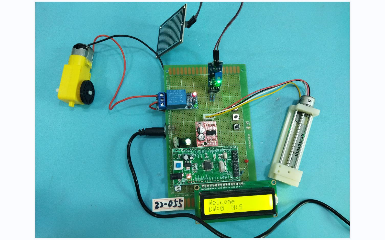 基于STM32单片机智能汽车自动雨刷器雨刮器设计-丝杆滑台-KEY-LED...