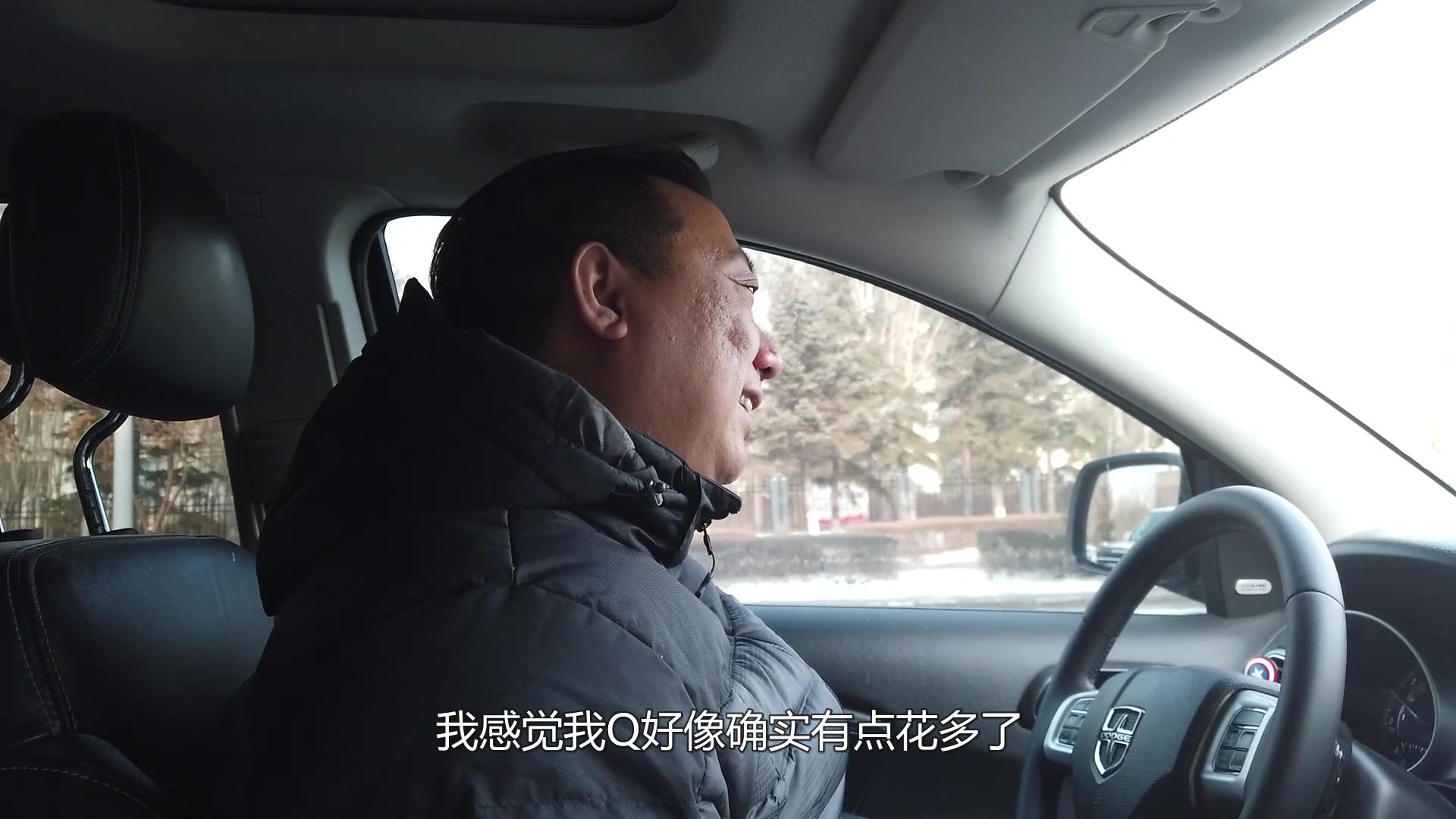 跟大叔一起去挑选高达模型,路上给大叔拍摄一期模玩吐槽Vlog