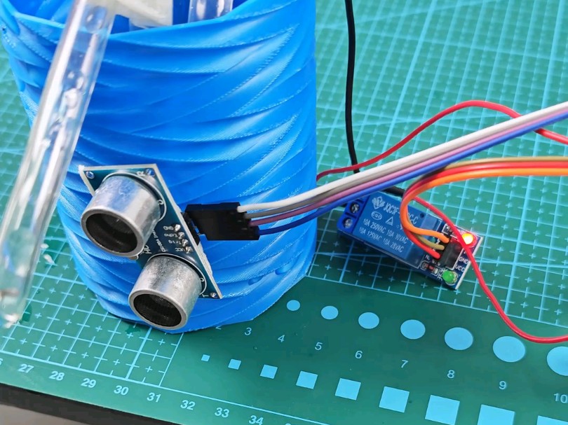 arduino智能超声波感应出水机