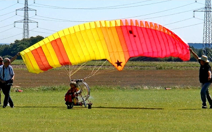 【航模】超大RC动力滑翔伞
