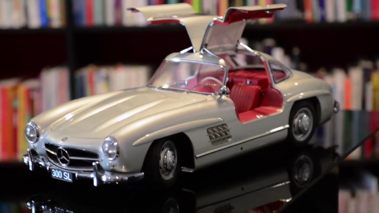 鸥翼门的鼻祖 最美奔驰--奔驰300 SL (Pocher 1:8模型)