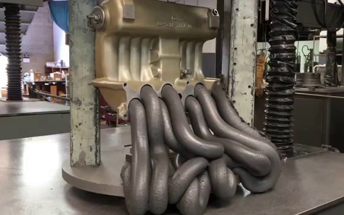 神奇磨粒流,用来去除不规则内腔里的毛刺,眼界限制了我的想象力