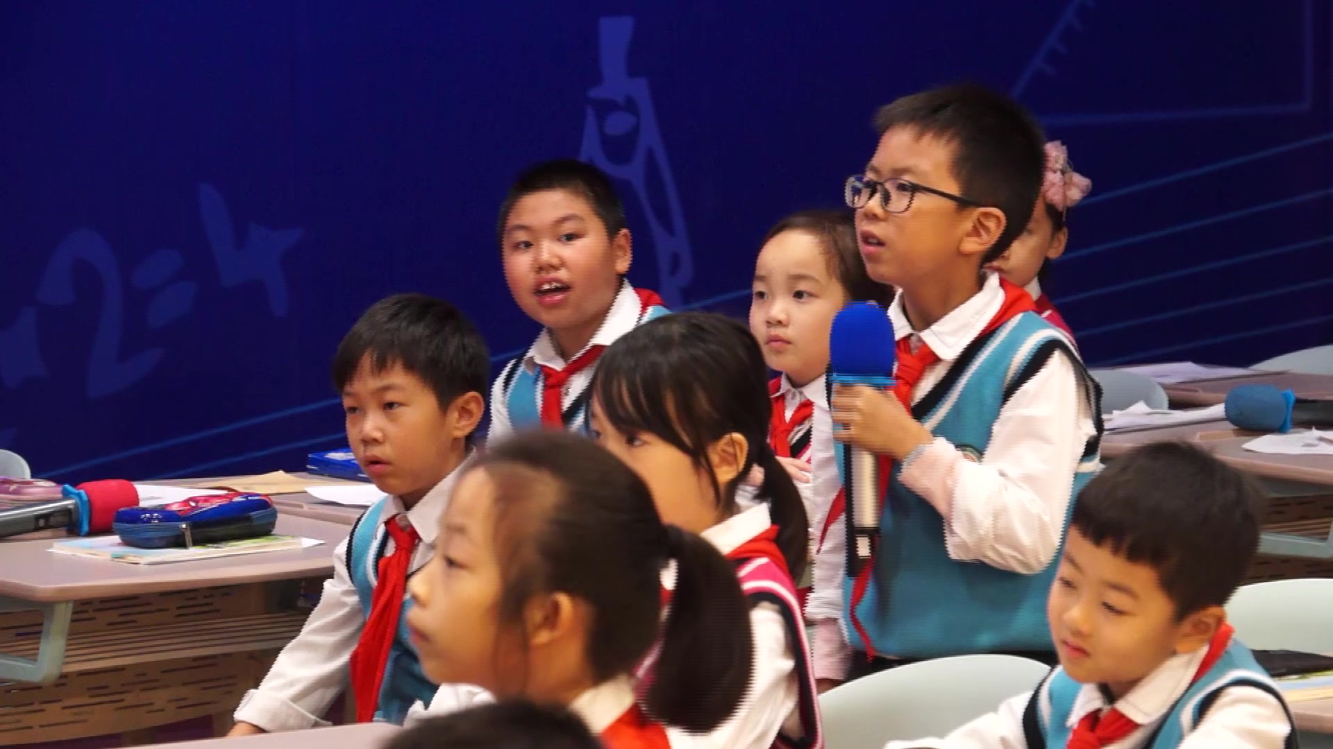 《小数的初步认识》 小学数学 三下 西师