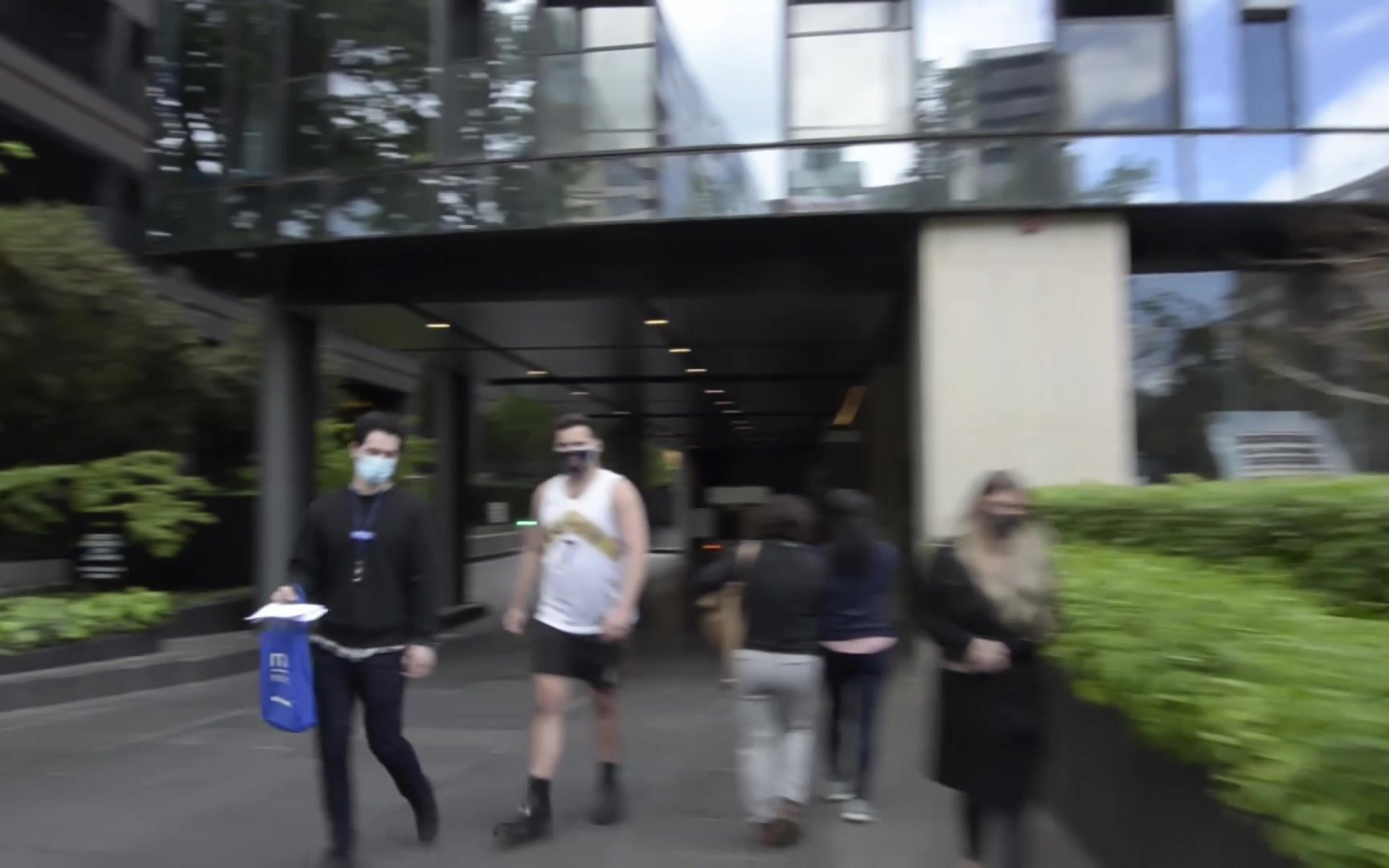 【澳洲旅行】套房 605 在出售 / 参观帕克墨尔本公寓