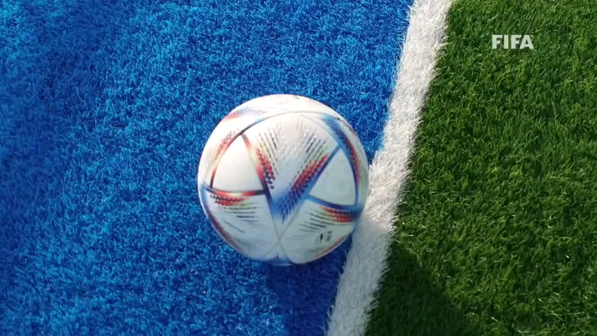 FIFA官方公布了日本vs西班牙争议球的高清解析画面,官方结论:球没有...