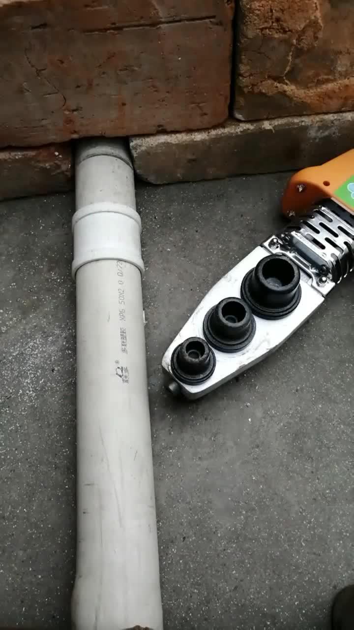 巧接PVC排水管没有粘接距离的方法