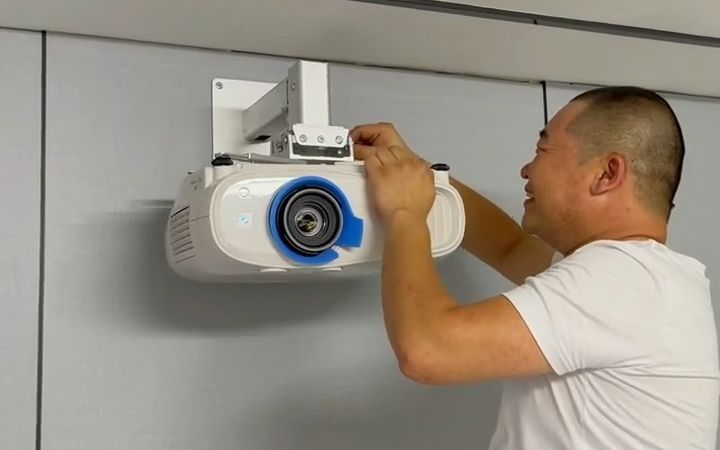 投影仪安装方法,爱普生Tw7000调试教程,心动了吗?