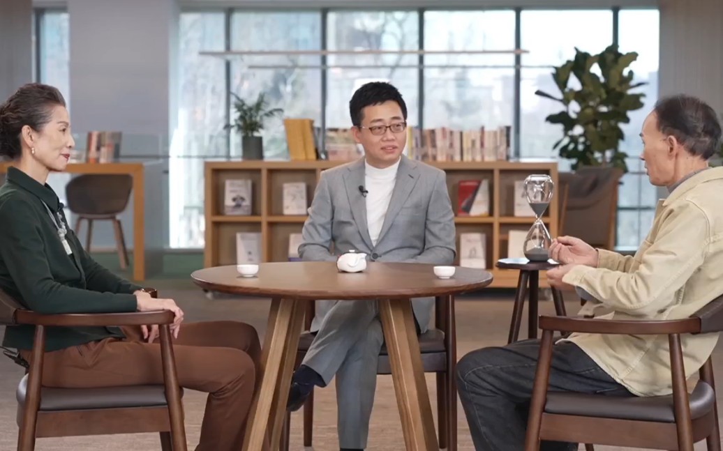 【长寿时代会客厅】年轻要不要追求松弛感?松弛感是不是等于躺平?