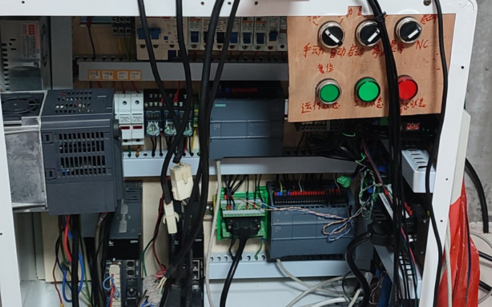 用西门子PLC设计一台空气能热水器