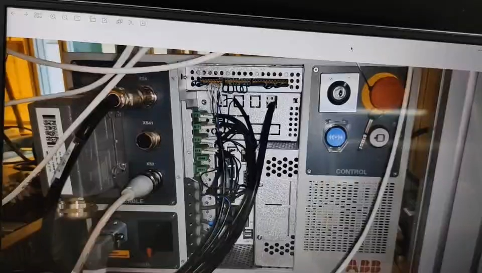 abb机器人 控制柜介绍