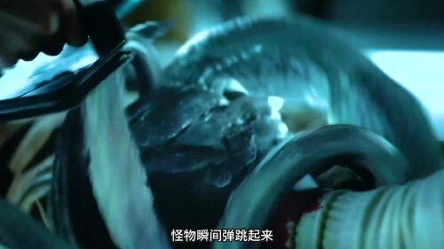 科学家发现火星生物,却遭到怪物的追杀