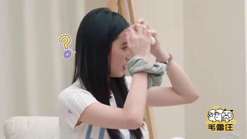 徐艺洋家狗神助攻,黄子韬吵架被狗狗劝和!