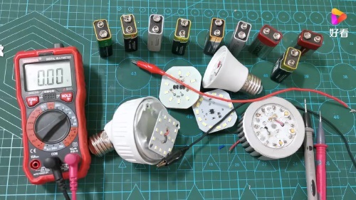 万用表电池别扔,教你轻松变身LED修理王!(1