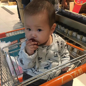 昊昊童鞋 