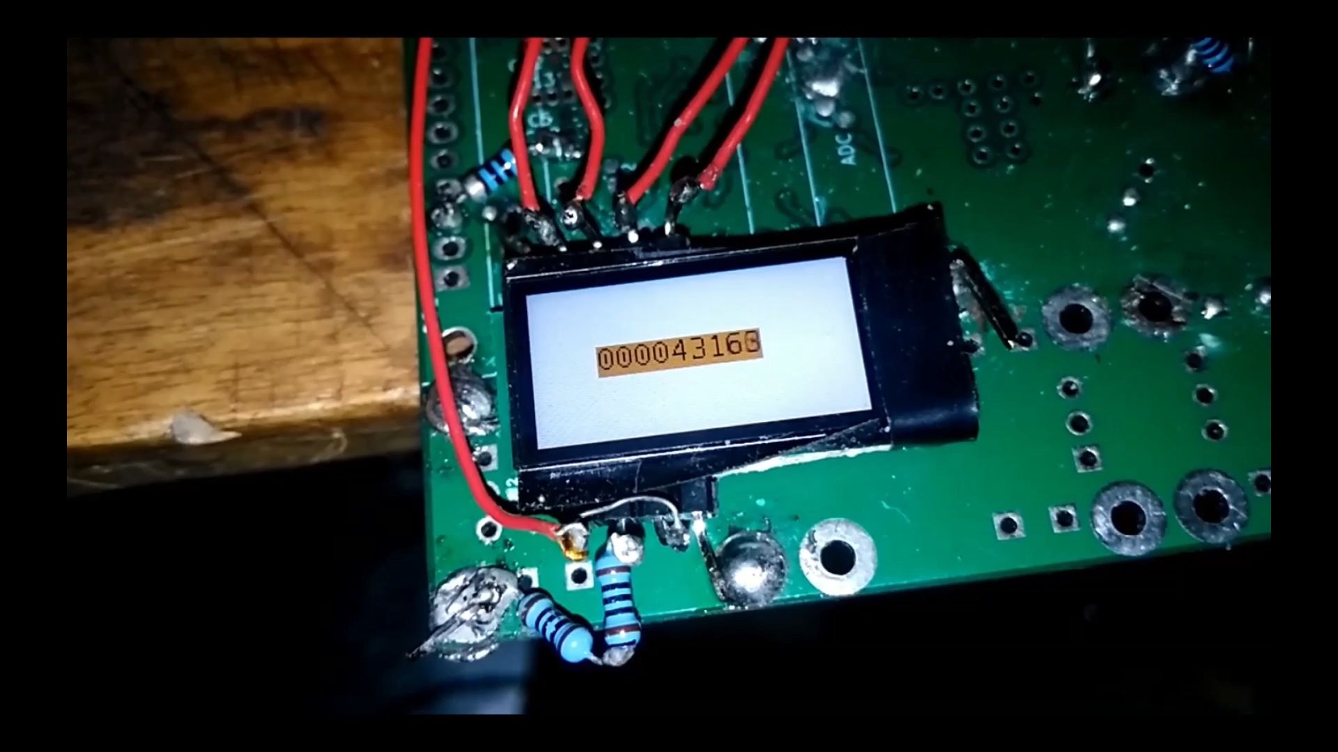 试用下CW32L010单片机驱动0.96寸LCD